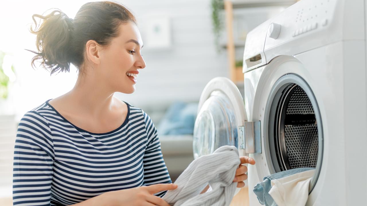 Ariel PODS washing capsules are now available in cardboard boxes ...