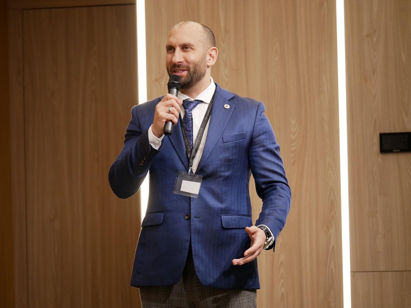 Magyarországon nagyjából 20 000 vállalkozás működik franchise ...