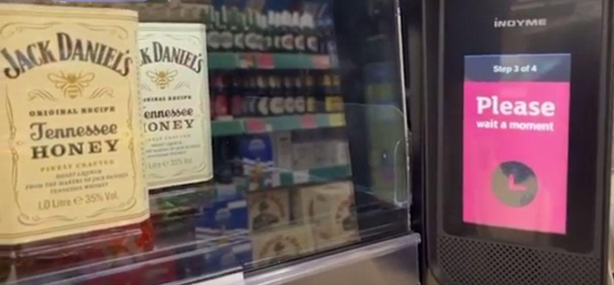Sainsbury’s locks up booze in AI-enabled cabinets - Trademagazin